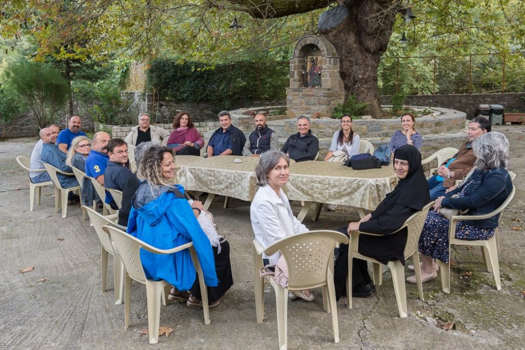 ΔΕΛΤΙΟ ΤΥΠΟΥ: Προσκυνηματική επίσκεψη στην Ιερά Μονή Παναγίας ...