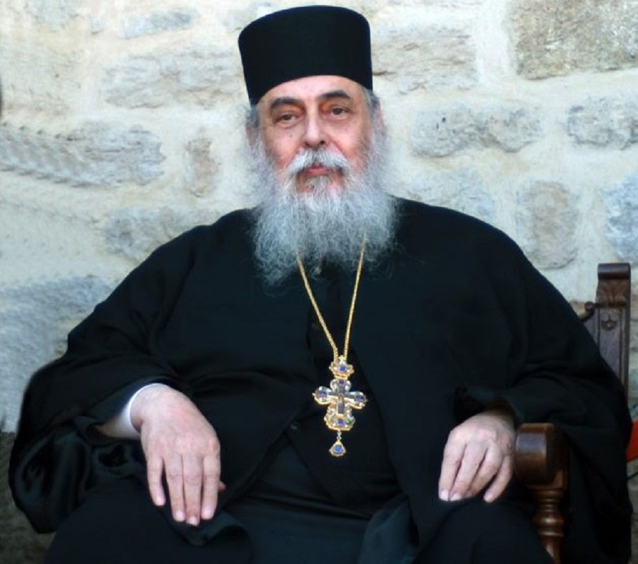 Ἀρχιμ. Γεώργιος Καψάνης: «Ὅποιος εἶναι ἑνωμένος μὲ τὸν Χριστό, αὐτὸς θὰ ...