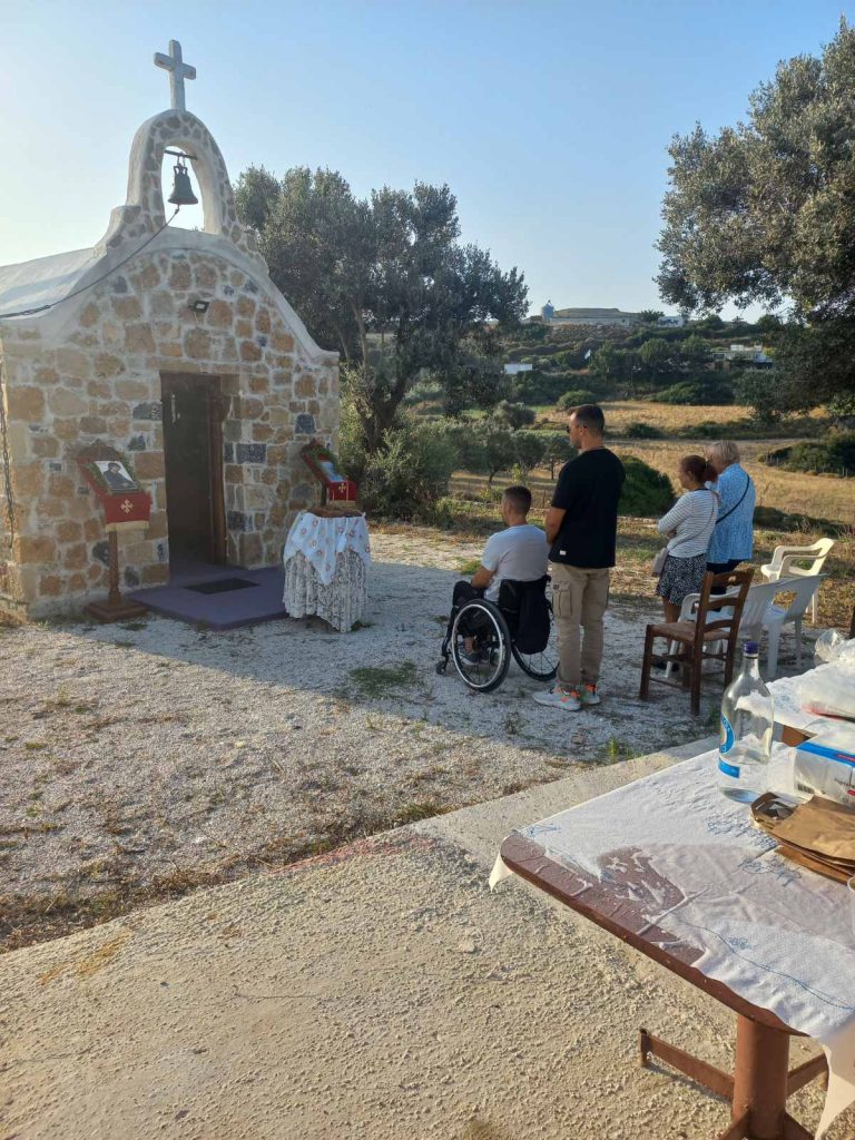 Φίλοι Ε.Ρω Σκύρου και Κύμης - Λειτουργία ανήμερα της εορτής της ...