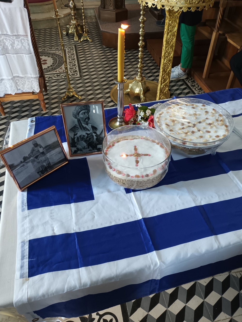 Ενωμένη Ρωμηοσύνη Χανίων: Μνημόσυνο για τους σφαγιασθέντες κατά την ...