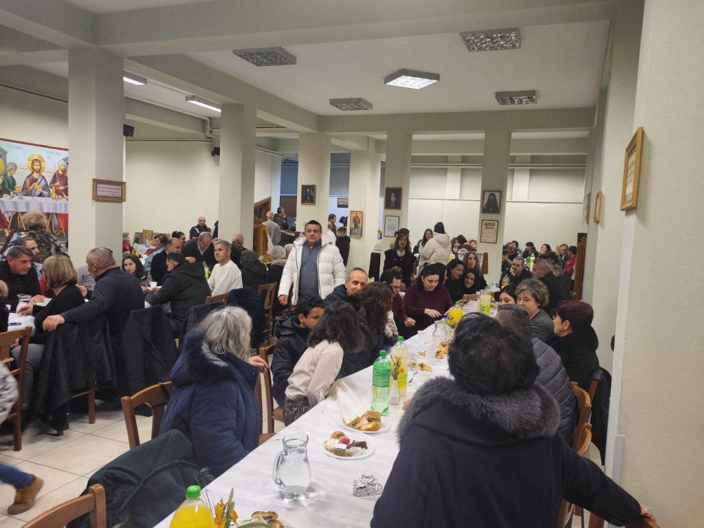 Κοπή βασιλόπιτας της Ενωμένης Ρωμηοσύνης στην Καστοριά - Ενωμένη Ρωμηοσύνη